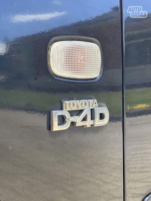Melns Toyota Corolla Verso 2003 Viļņa, ar dzinēja tilpumu 2.00 L un nobraukumu 275 tūkst. km par 1450 €, foto 11 vietnē AUTOMOTO.COM.LV