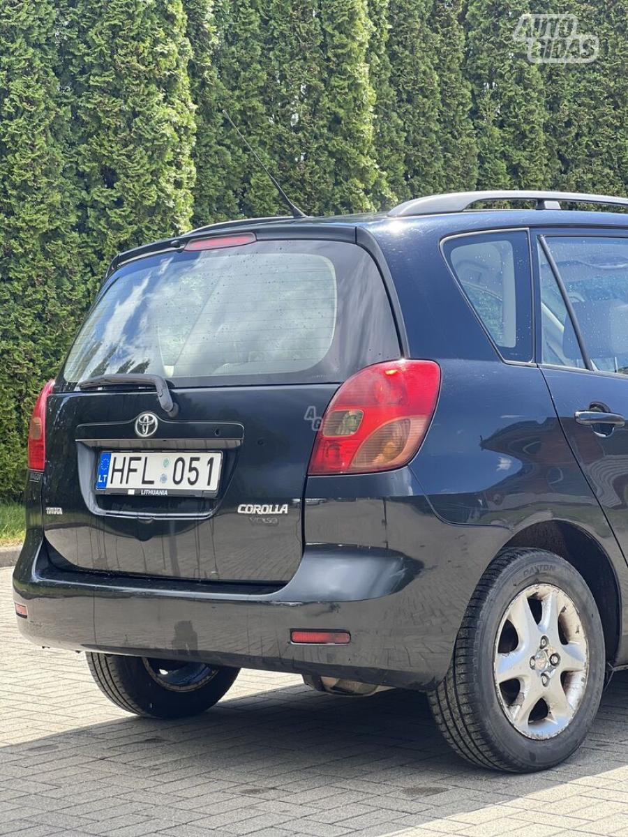 Melns Toyota Corolla Verso 2003 Viļņa, ar dzinēja tilpumu 2.00 L un nobraukumu 275 tūkst. km par 1450 €, foto 16 vietnē AUTOMOTO.COM.LV