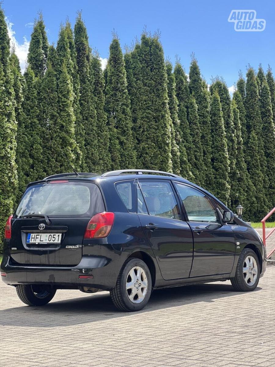 Melns Toyota Corolla Verso 2003 Viļņa, ar dzinēja tilpumu 2.00 L un nobraukumu 275 tūkst. km par 1450 €, foto 17 vietnē AUTOMOTO.COM.LV