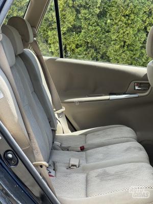 Melns Toyota Corolla Verso 2003 Viļņa, ar dzinēja tilpumu 2.00 L un nobraukumu 275 tūkst. km par 1450 €, foto 18 vietnē AUTOMOTO.COM.LV