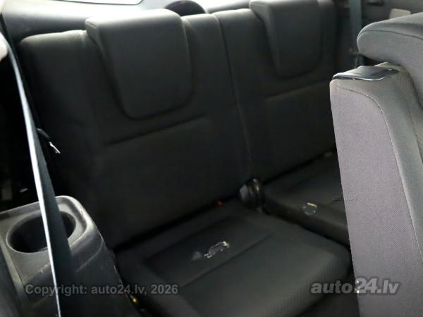 Melns Toyota Corolla Verso 2005 Tallina, ar dzinēja tilpumu 1.80 L un nobraukumu 249 tūkst. km par 2199 €, foto 8 vietnē AUTOMOTO.COM.LV