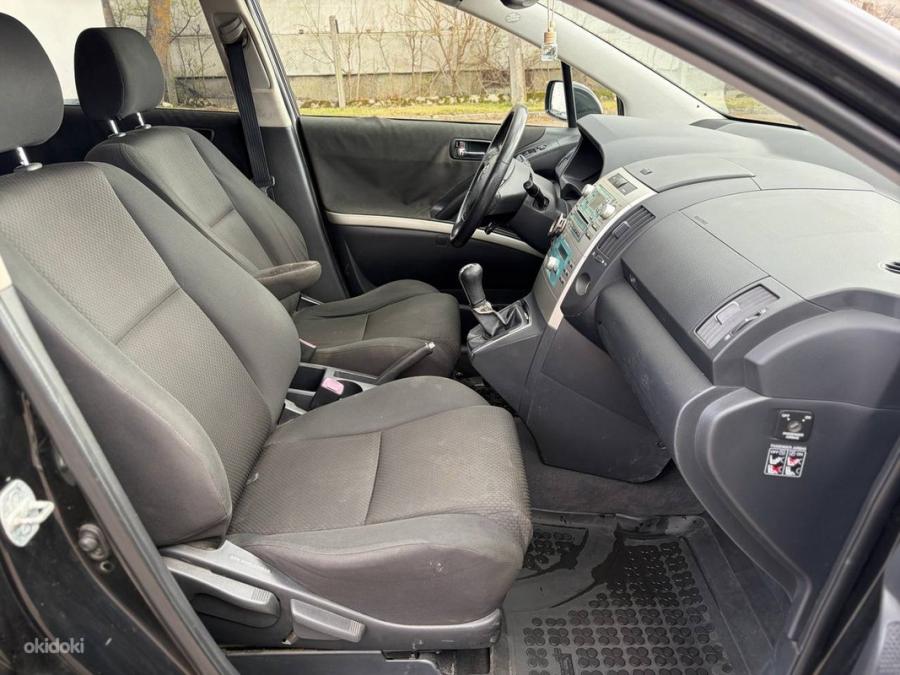 Melns Toyota Corolla Verso 2005 Narva, ar dzinēja tilpumu 2.20 L un nobraukumu 270 tūkst. km par 1690 €, foto 17 vietnē AUTOMOTO.COM.LV
