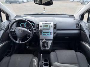 Melns Toyota Corolla Verso 2005 Narva, ar dzinēja tilpumu 2.20 L un nobraukumu 270 tūkst. km par 1690 €, foto 13 vietnē AUTOMOTO.COM.LV
