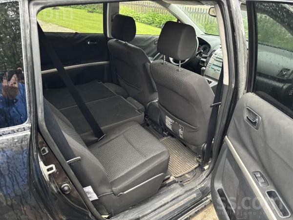 Melns Toyota Corolla Verso 2006 Rīga, ar dzinēja tilpumu 2.00 L un nobraukumu 206 tūkst. km par 2100 €, foto 5 vietnē AUTOMOTO.COM.LV