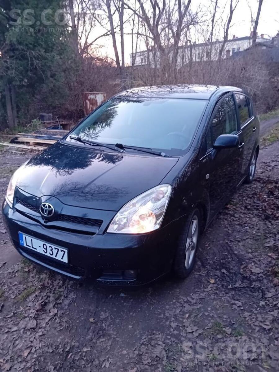 Melns Toyota Corolla Verso 2006 Ludza, ar dzinēja tilpumu 2.20 L un nobraukumu 275 tūkst. km par 1550 €, foto 1 vietnē AUTOMOTO.COM.LV