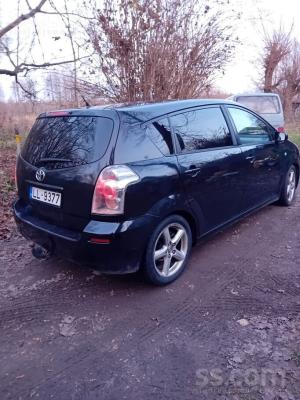 Melns Toyota Corolla Verso 2006 Ludza, ar dzinēja tilpumu 2.20 L un nobraukumu 275 tūkst. km par 1550 €, foto 3 vietnē AUTOMOTO.COM.LV