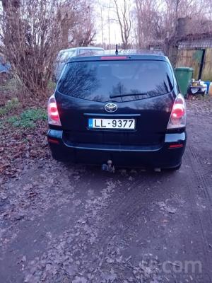 Melns Toyota Corolla Verso 2006 Ludza, ar dzinēja tilpumu 2.20 L un nobraukumu 275 tūkst. km par 1550 €, foto 4 vietnē AUTOMOTO.COM.LV