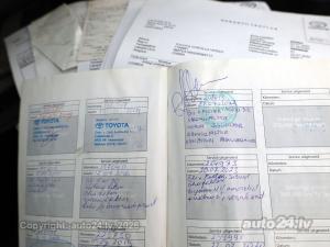 Черный Тойота Королла Версо 2007 в Таллин, объемом двигателя 2.20 л и пробегом 296 тыс. км за 1499 €, фото 10 на AUTOMOTO.COM.LV
