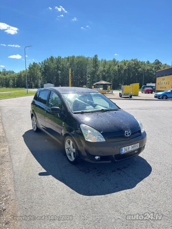 Melns Toyota Corolla Verso 2007 Veru, ar dzinēja tilpumu 2.20 L un nobraukumu 279 tūkst. km par 3000 €, foto 1 vietnē AUTOMOTO.COM.LV