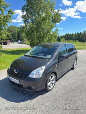 Melns Toyota Corolla Verso 2007 Veru, ar dzinēja tilpumu 2.20 L un nobraukumu 279 tūkst. km par 3000 €, foto 4 vietnē AUTOMOTO.COM.LV