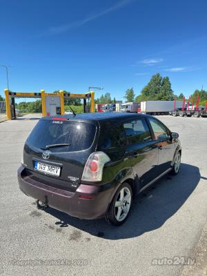 Melns Toyota Corolla Verso 2007 Veru, ar dzinēja tilpumu 2.20 L un nobraukumu 279 tūkst. km par 3000 €, foto 8 vietnē AUTOMOTO.COM.LV