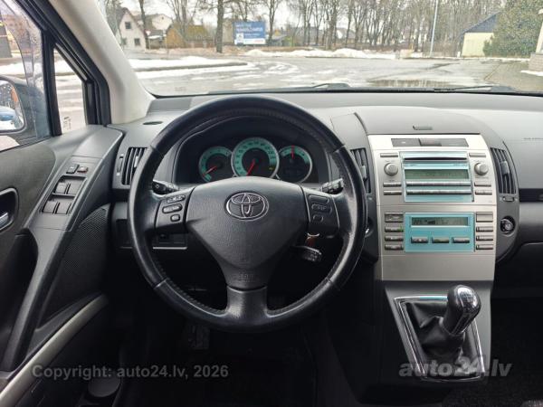 Melns Toyota Corolla Verso 2008 Paide, ar dzinēja tilpumu 2.20 L un nobraukumu 346 tūkst. km par 2990 €, foto 8 vietnē AUTOMOTO.COM.LV