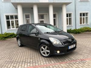 Melns Toyota Corolla Verso 2008 Valga, ar dzinēja tilpumu 2.20 L un nobraukumu 330 tūkst. km par 1300 €, foto  vietnē AUTOMOTO.COM.LV