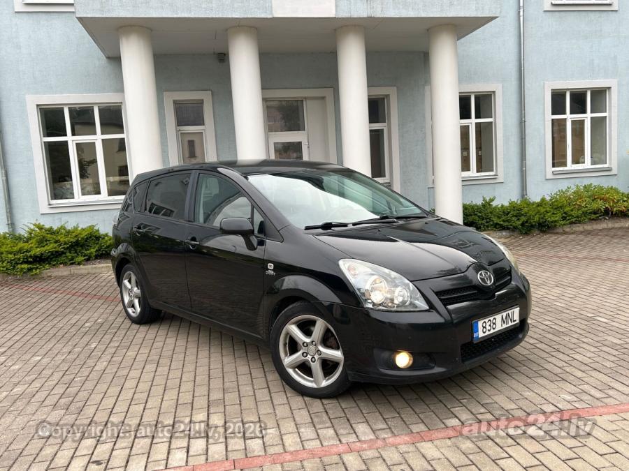 Melns Toyota Corolla Verso 2008 Valga, ar dzinēja tilpumu 2.20 L un nobraukumu 330 tūkst. km par 1300 €, foto 1 vietnē AUTOMOTO.COM.LV