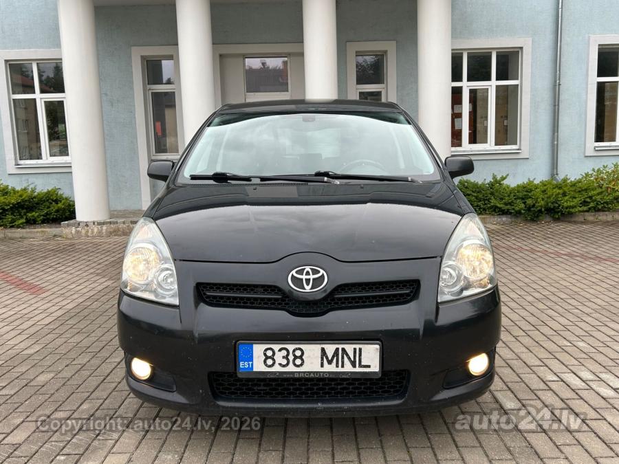 Melns Toyota Corolla Verso 2008 Valga, ar dzinēja tilpumu 2.20 L un nobraukumu 330 tūkst. km par 1300 €, foto 6 vietnē AUTOMOTO.COM.LV