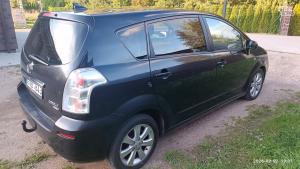 Melns Toyota Corolla Verso 2008 Kauņa, ar dzinēja tilpumu 2.20 L un nobraukumu 228 tūkst. km par 2450 €, foto 6 vietnē AUTOMOTO.COM.LV