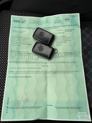 Black Toyota Corolla Verso 2008 in Vilnius, with an engine capacity of 2.20 L and mileage of 383 thousand km for 1900 €, photo 14 on AUTOMOTO.COM.LV