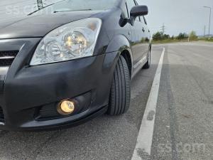 Melns Toyota Corolla Verso 2009 Rīga, ar dzinēja tilpumu 2.20 L un nobraukumu 350 tūkst. km par 2500 €, foto 15 vietnē AUTOMOTO.COM.LV