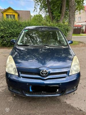 Blue Toyota Corolla Verso 2007 in Vilnius, with an engine capacity of 2.23 L and mileage of 290 thousand km for 2000 €, photo  on AUTOMOTO.COM.LV