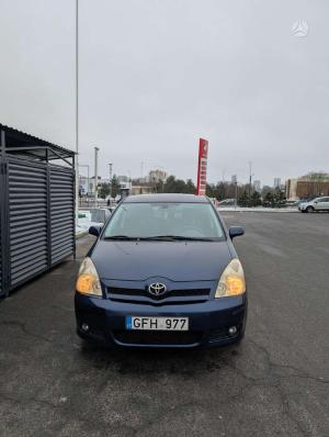 Blue Toyota Corolla Verso 2004 in Vilnius, with an engine capacity of 1.80 L and mileage of 293 thousand km for 2200 €, photo 2 on AUTOMOTO.COM.LV