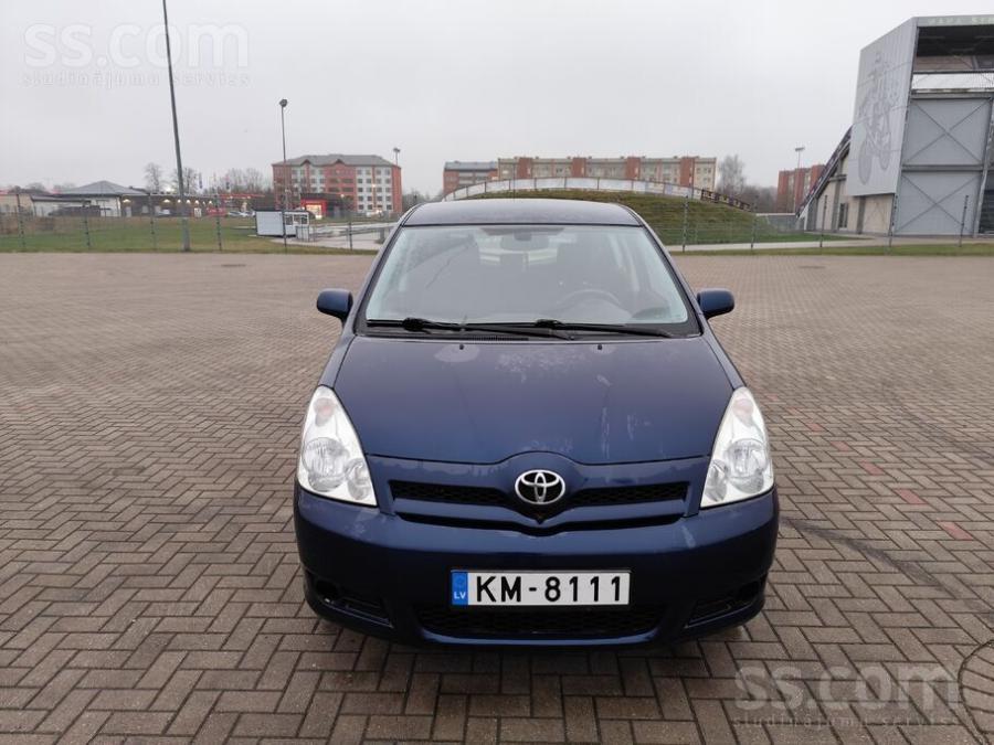Zils Toyota Corolla Verso 2005 Valmiera, ar dzinēja tilpumu 1.80 L un nobraukumu 233 tūkst. km par 2000 €, foto 6 vietnē AUTOMOTO.COM.LV