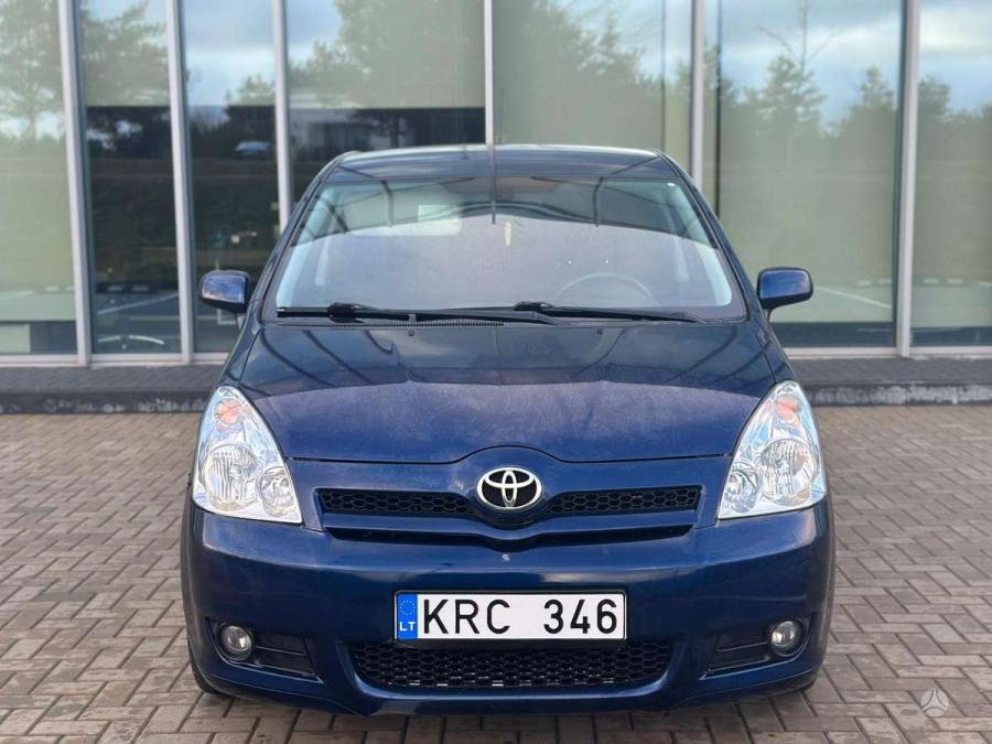 Zils Toyota Corolla Verso 2005 Nemenčinė, ar dzinēja tilpumu 1.80 L un nobraukumu 320 tūkst. km par 2300 €, foto 3 vietnē AUTOMOTO.COM.LV