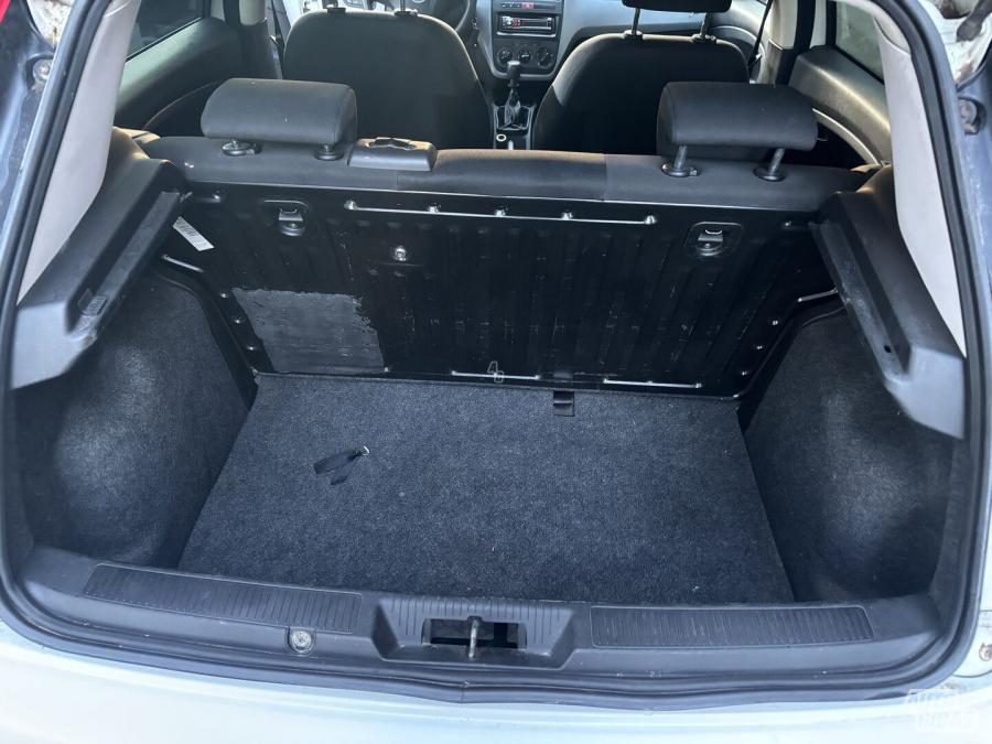 Zils Toyota Corolla Verso 2005 Joniškis, ar dzinēja tilpumu 2.00 L un nobraukumu 285 tūkst. km par 750 €, foto 10 vietnē AUTOMOTO.COM.LV