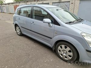 Zils Toyota Corolla Verso 2005 Rīga, ar dzinēja tilpumu 1.80 L un nobraukumu 232 tūkst. km par 2550 €, foto 4 vietnē AUTOMOTO.COM.LV