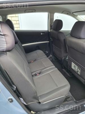 Zils Toyota Corolla Verso 2005 Rīga, ar dzinēja tilpumu 1.80 L un nobraukumu 232 tūkst. km par 2550 €, foto 11 vietnē AUTOMOTO.COM.LV