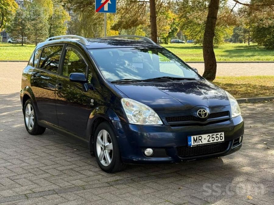 Синий Тойота Королла Версо 2005 в Рига, объемом двигателя 2.00 л и пробегом 313 тыс. км за 1290 €, фото 1 на AUTOMOTO.COM.LV
