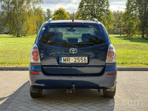 Синий Тойота Королла Версо 2005 в Рига, объемом двигателя 2.00 л и пробегом 313 тыс. км за 1290 €, фото 9 на AUTOMOTO.COM.LV