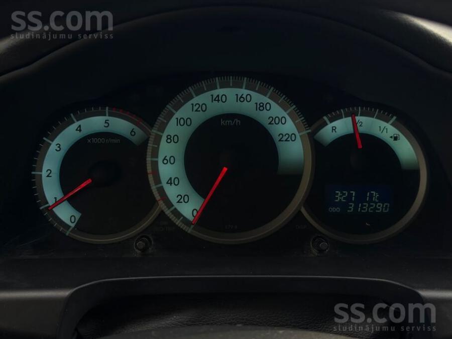 Синий Тойота Королла Версо 2005 в Рига, объемом двигателя 2.00 л и пробегом 313 тыс. км за 1290 €, фото 15 на AUTOMOTO.COM.LV