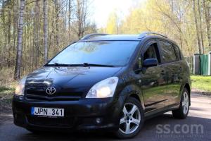 Blue Toyota Corolla Verso 2006 in Riga, with an engine capacity of 2.00 L and mileage of 0 thousand km for 1599 €, photo  on AUTOMOTO.COM.LV