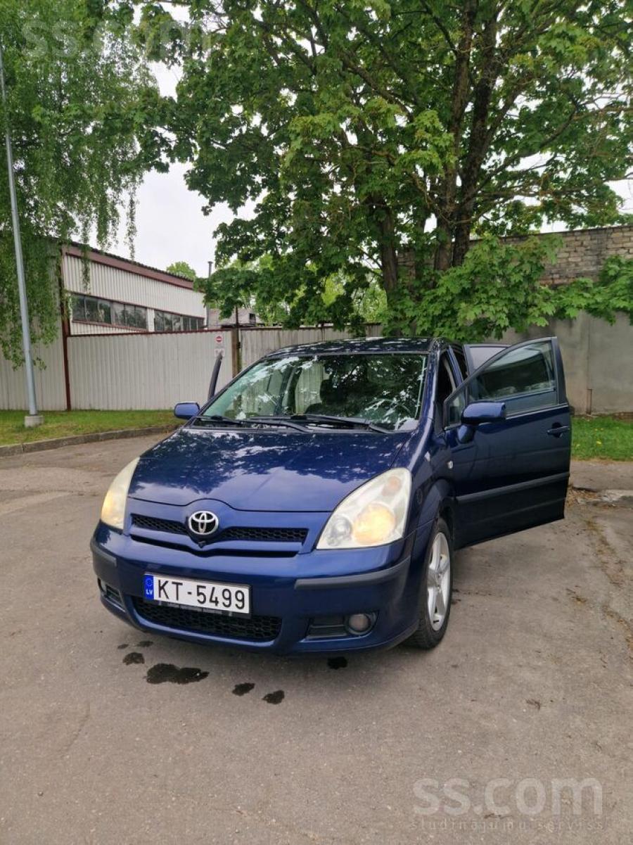 Синий Тойота Королла Версо 2006 в Рига, объемом двигателя 2.20 л и пробегом 409 тыс. км за 1750 €, фото 4 на AUTOMOTO.COM.LV