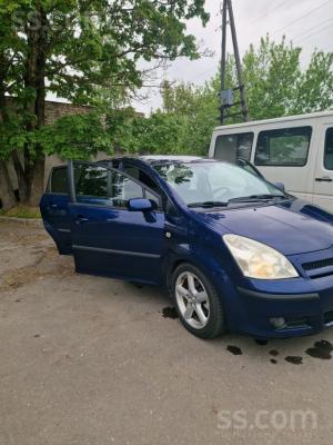 Синий Тойота Королла Версо 2006 в Рига, объемом двигателя 2.20 л и пробегом 409 тыс. км за 1750 €, фото 6 на AUTOMOTO.COM.LV