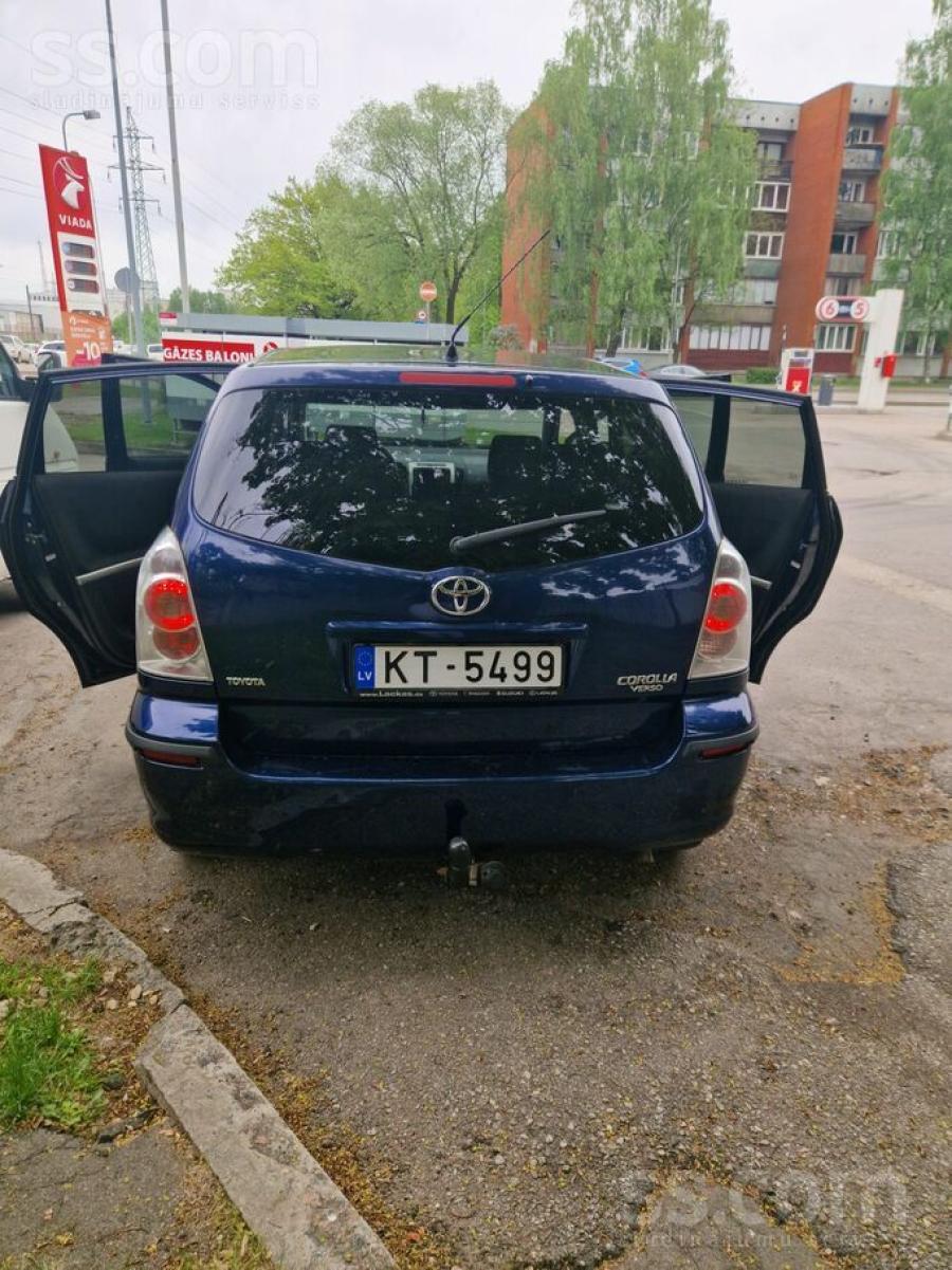 Синий Тойота Королла Версо 2006 в Рига, объемом двигателя 2.20 л и пробегом 409 тыс. км за 1750 €, фото 8 на AUTOMOTO.COM.LV