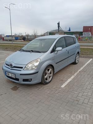 Синий Тойота Королла Версо 2006 в Салдус, объемом двигателя 2.20 л и пробегом 341 тыс. км за 1450 €, фото  на AUTOMOTO.COM.LV