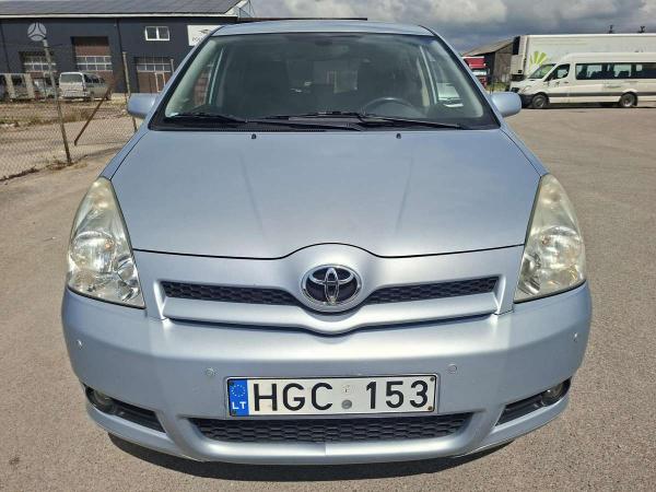 Zils Toyota Corolla Verso 2006 Plungė, ar dzinēja tilpumu 2.23 L un nobraukumu 302 tūkst. km par 1850 €, foto 7 vietnē AUTOMOTO.COM.LV