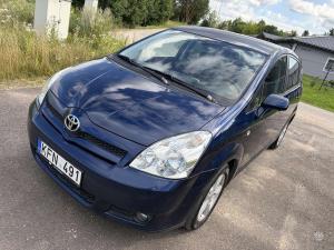 Blue Toyota Corolla Verso 2006 in Vilnius, with an engine capacity of 1.79 L and mileage of 270 thousand km for 2900 €, photo 7 on AUTOMOTO.COM.LV