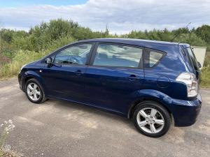 Blue Toyota Corolla Verso 2006 in Vilnius, with an engine capacity of 1.79 L and mileage of 270 thousand km for 2900 €, photo 9 on AUTOMOTO.COM.LV