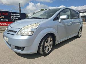 Zils Toyota Corolla Verso 2006 Plungė, ar dzinēja tilpumu 2.23 L un nobraukumu 302 tūkst. km par 2450 €, foto 9 vietnē AUTOMOTO.COM.LV