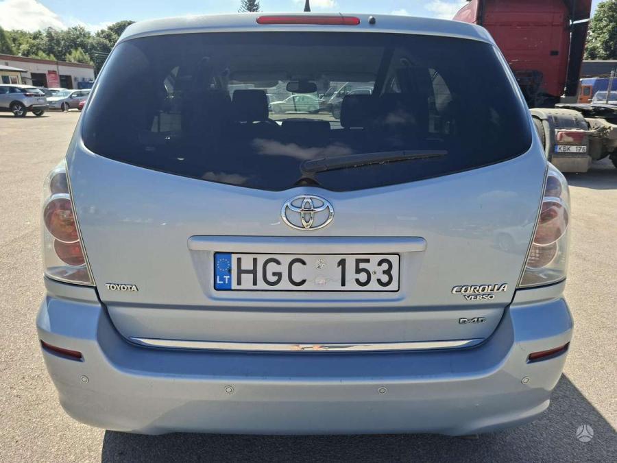 Zils Toyota Corolla Verso 2006 Plungė, ar dzinēja tilpumu 2.23 L un nobraukumu 302 tūkst. km par 1850 €, foto 12 vietnē AUTOMOTO.COM.LV