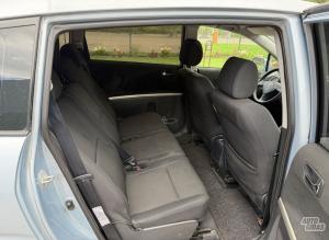 Blue Toyota Corolla Verso 2006 in Vilnius, with an engine capacity of 2.00 L and mileage of 325 thousand km for 1199 €, photo 8 on AUTOMOTO.COM.LV