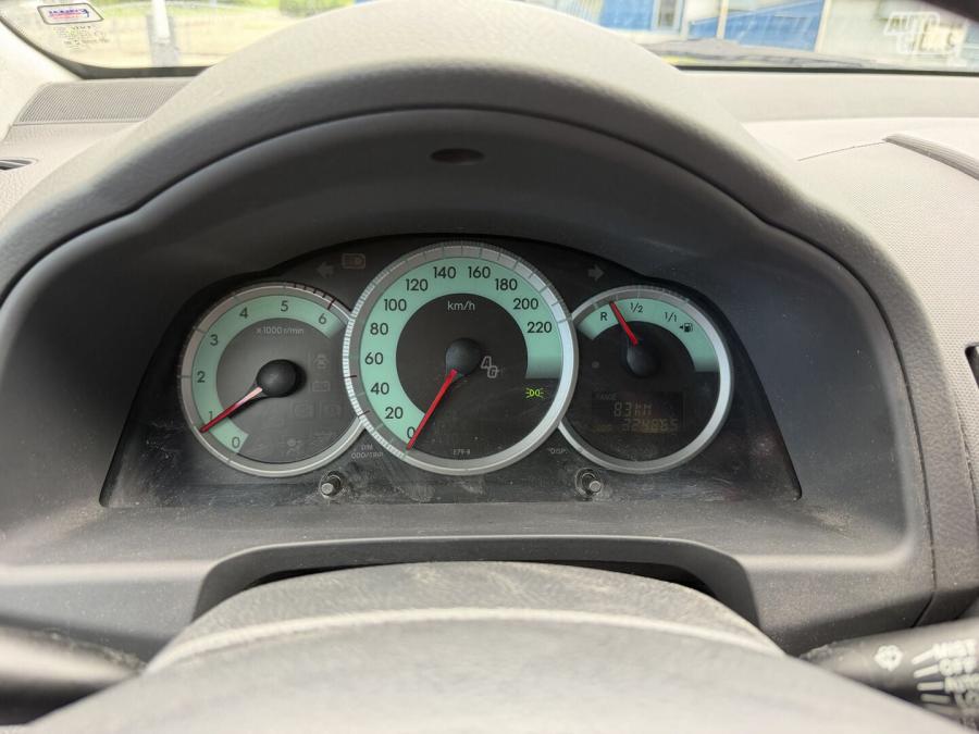 Blue Toyota Corolla Verso 2006 in Vilnius, with an engine capacity of 2.00 L and mileage of 325 thousand km for 1199 €, photo 13 on AUTOMOTO.COM.LV