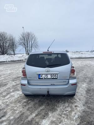Zils Toyota Corolla Verso 2007 Klaipėda, ar dzinēja tilpumu 2.20 L un nobraukumu 332 tūkst. km par 1400 €, foto 5 vietnē AUTOMOTO.COM.LV