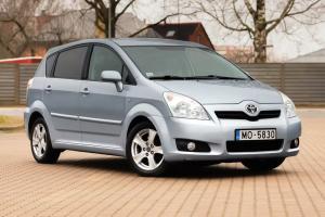 Blue Toyota Corolla Verso 2008 in Jelgava, with an engine capacity of 2.20 L and mileage of 239 thousand km for 3500 €, photo  on AUTOMOTO.COM.LV
