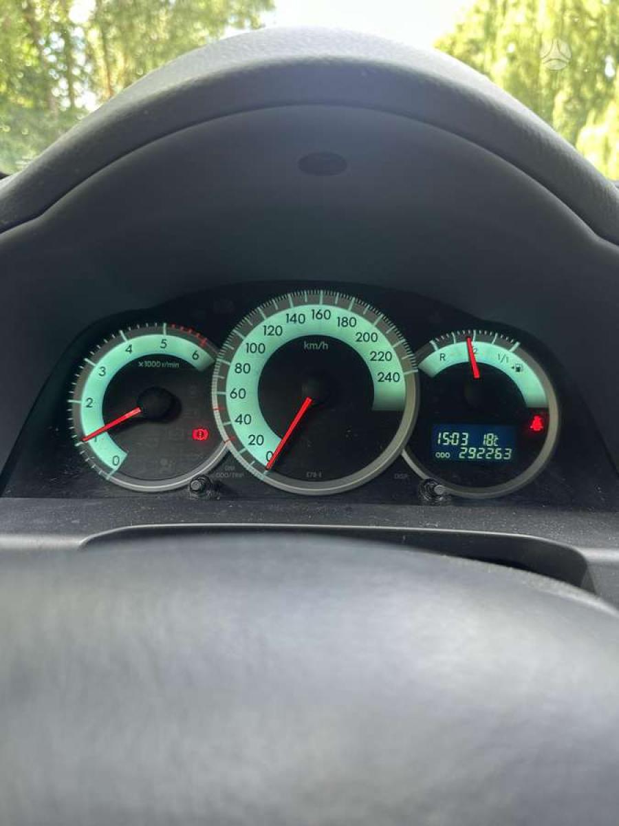 Zils Toyota Corolla Verso 2008 Kaišiadorys, ar dzinēja tilpumu 2.23 L un nobraukumu 290 tūkst. km par 1900 €, foto 8 vietnē AUTOMOTO.COM.LV
