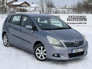 Zils Toyota Corolla Verso 2009 Viļņa, ar dzinēja tilpumu 2.00 L un nobraukumu 232 tūkst. km par 3700 €, foto  vietnē AUTOMOTO.COM.LV