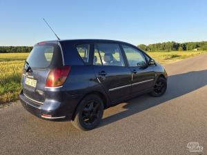 Zils Toyota Corolla Verso 2002 Vievis, ar dzinēja tilpumu 2.00 L un nobraukumu 280 tūkst. km par 750 €, foto 6 vietnē AUTOMOTO.COM.LV
