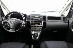 Zils Toyota Corolla Verso 2004 Tallina, ar dzinēja tilpumu 1.60 L un nobraukumu 215 tūkst. km par 1999 €, foto 14 vietnē AUTOMOTO.COM.LV